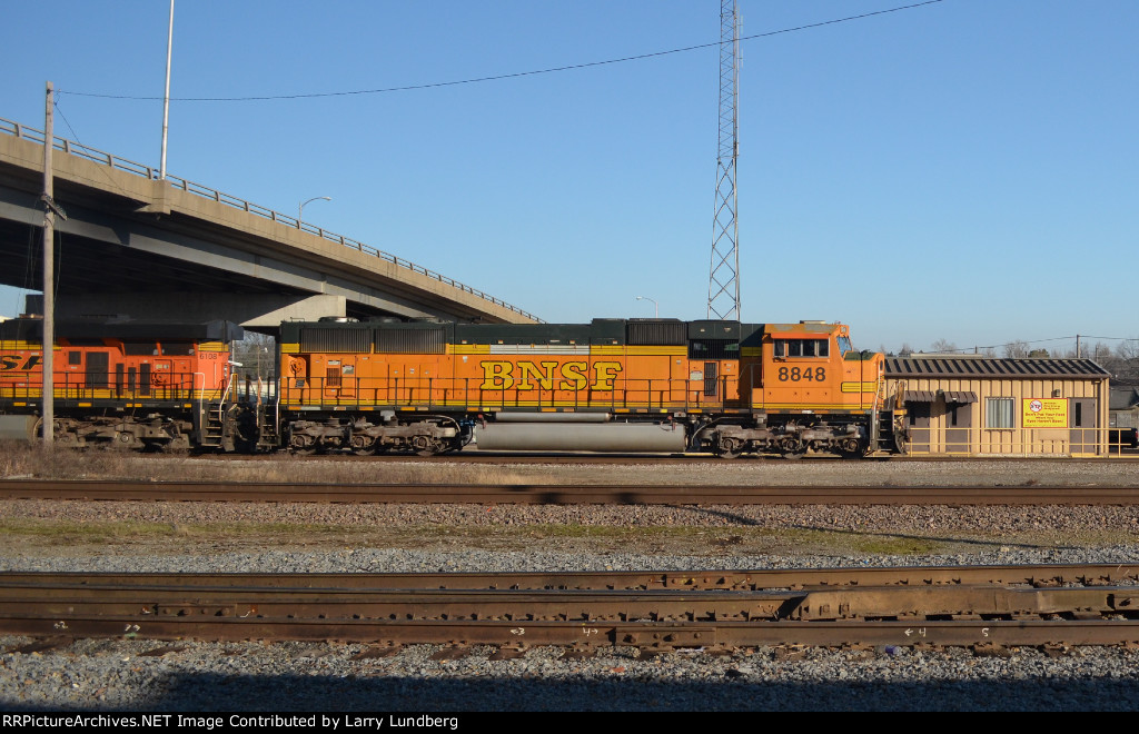 BNSF 8848